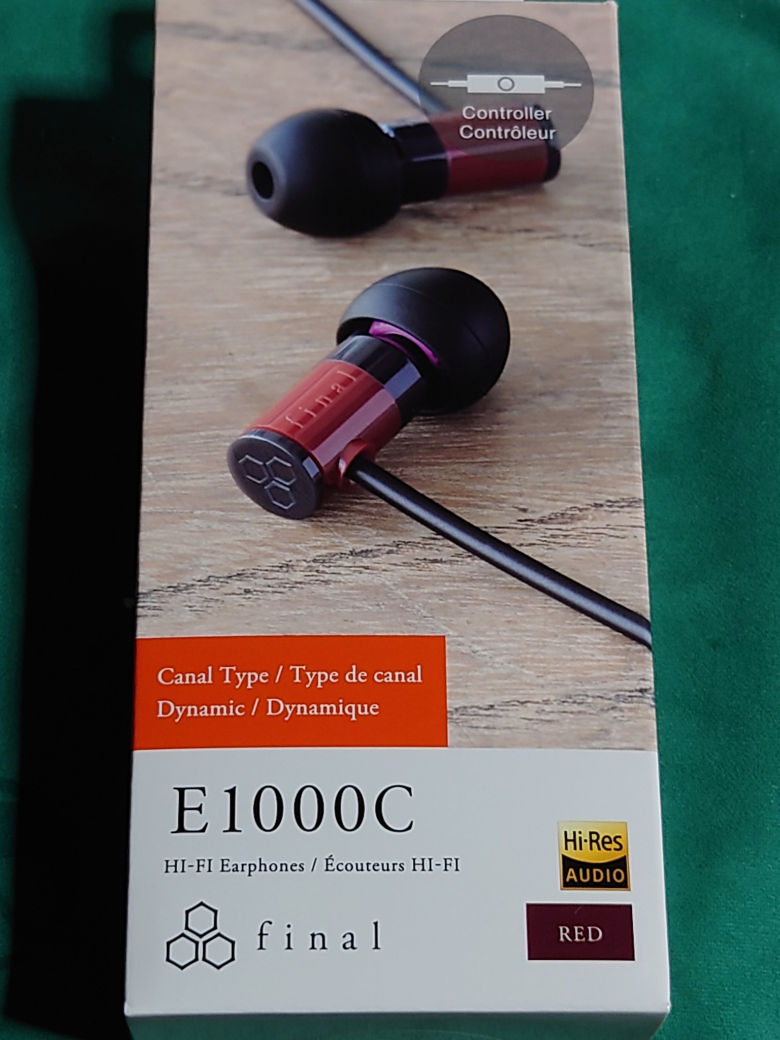 final E1000 お値段以上の音質に感動することでしょう マツコの知らない世界で紹介されるには意味がある。